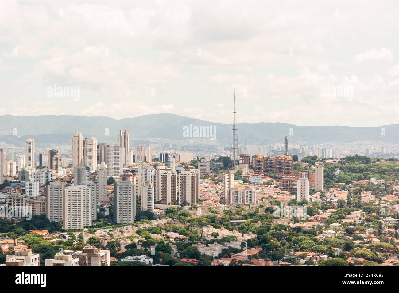 Aerial view of Sao Paulo Alto de Pinheiros neighborhood Stock Photo - Alamy
