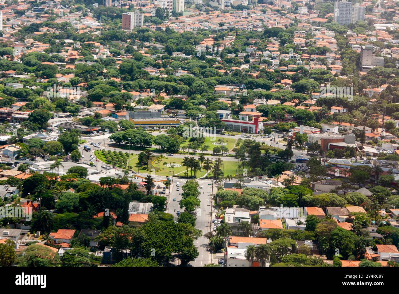 Aerial view of Sao Paulo Pinheiros neighborhood - Praça Panamericana ...