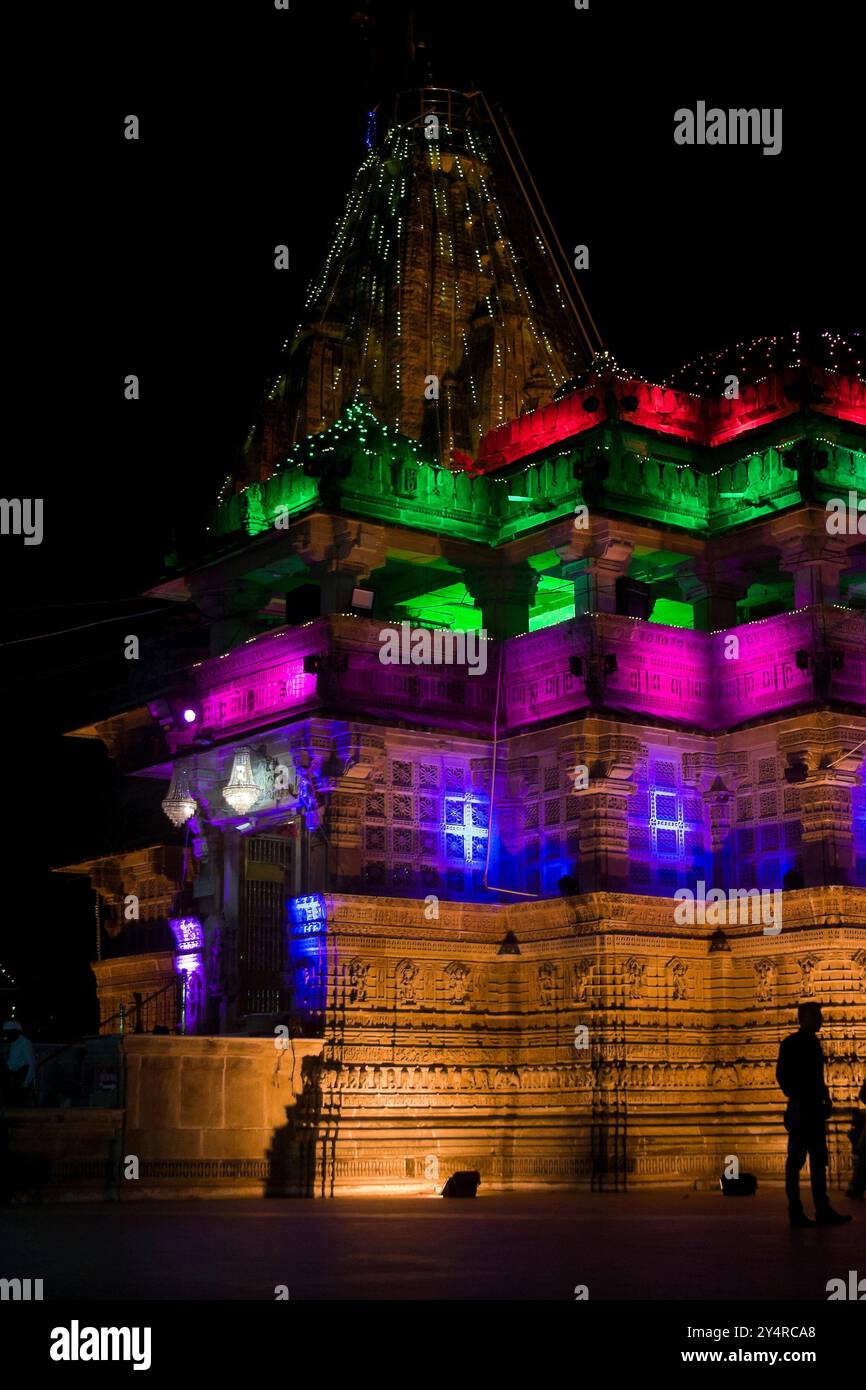Indian temple full view hi-res stock photography and images - Alamy