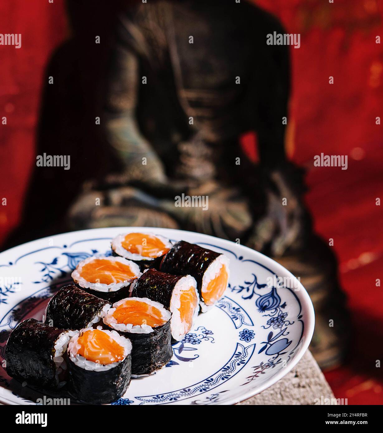 Sake Maki Sushi - Roll with Fresh Salmon Stock Photo - Alamy