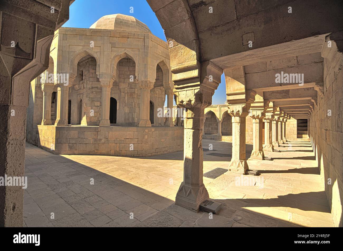 Burial place of Farrukh Yasar in The Palace of the Shirvanshahs in the ...