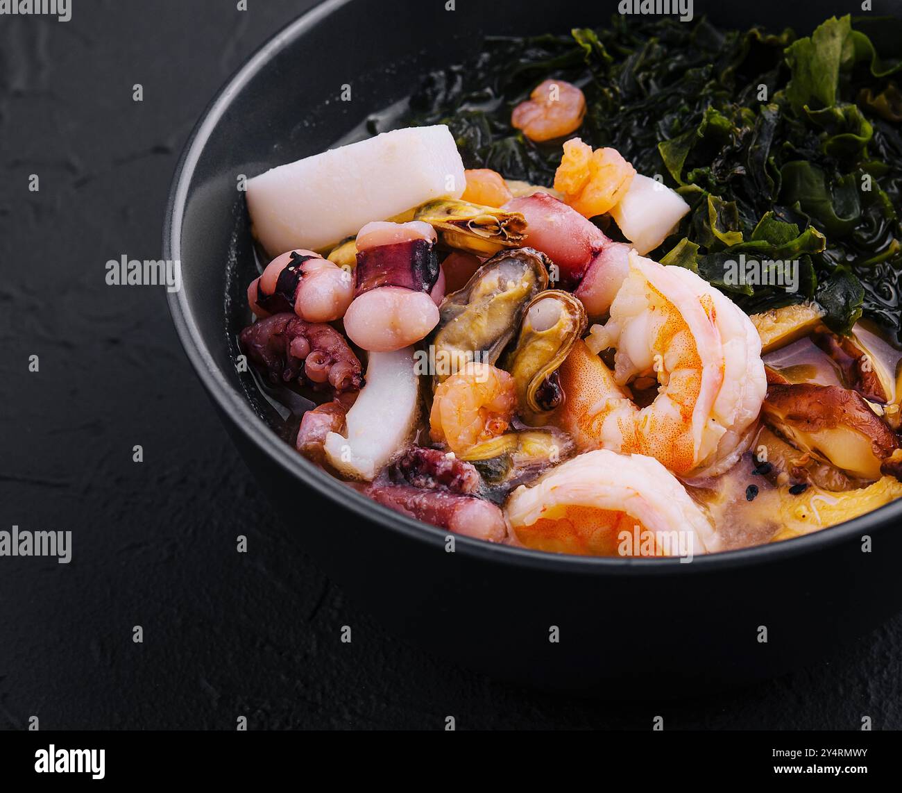 chinese soup with seaweed and seafood Stock Photo - Alamy