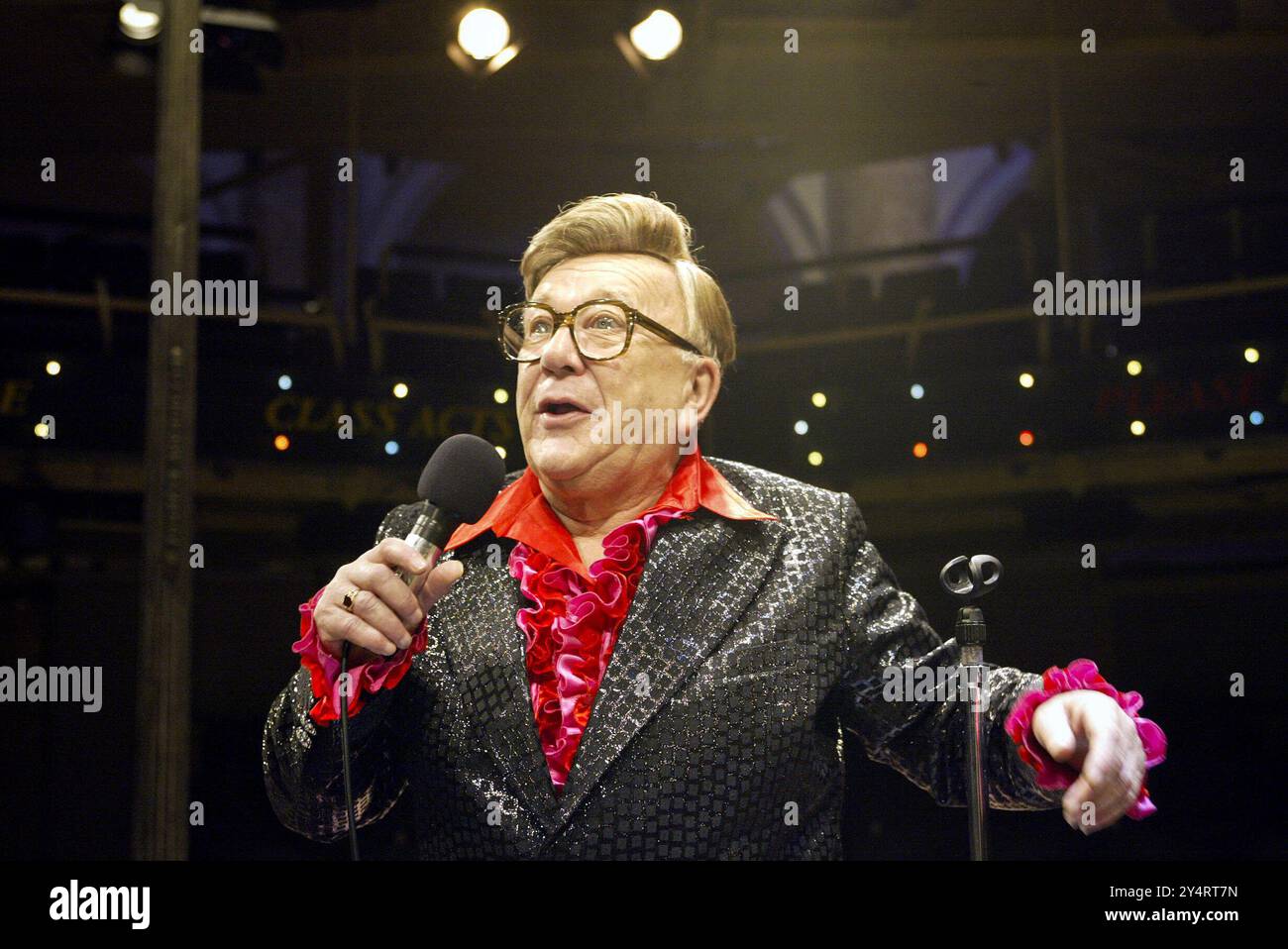 Sarah roy hi-res stock photography and images - Alamy