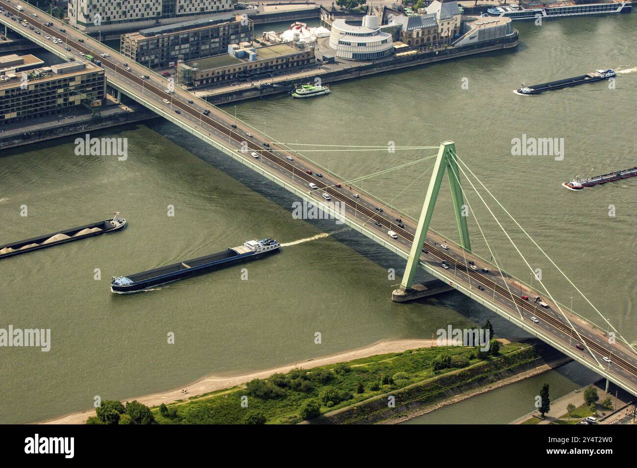 Aerial flight under bridge on hi-res stock photography and images - Alamy