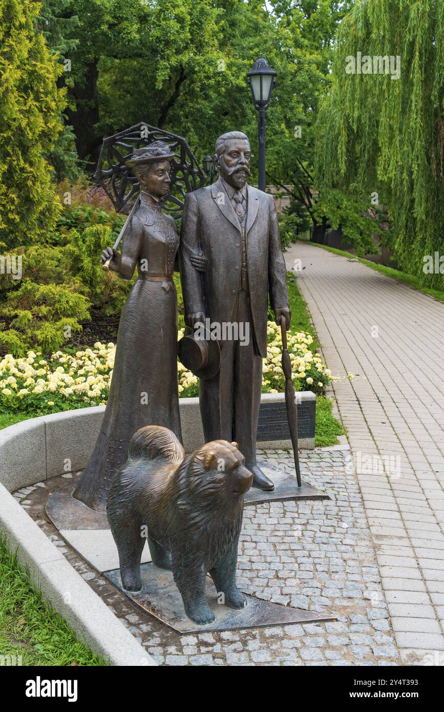 Statue of George Armitstead in the National Opera gardens in Riga ...
