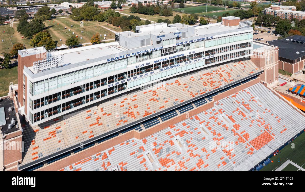 The University of Illinois Memorial Stadium is home to the NCAA ...