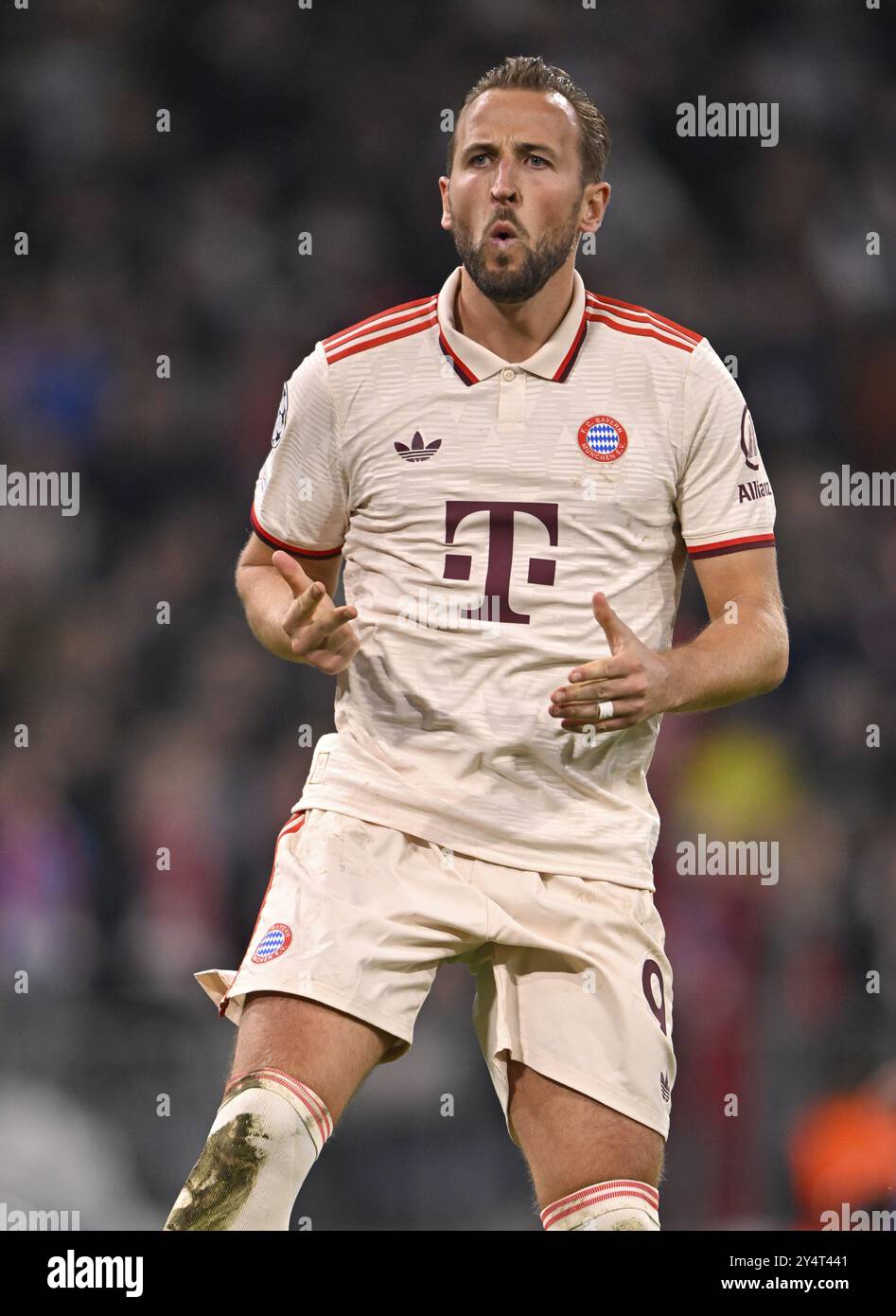 Goal celebration Harry Kane FC Bayern Munich FCB (09) Champions League ...