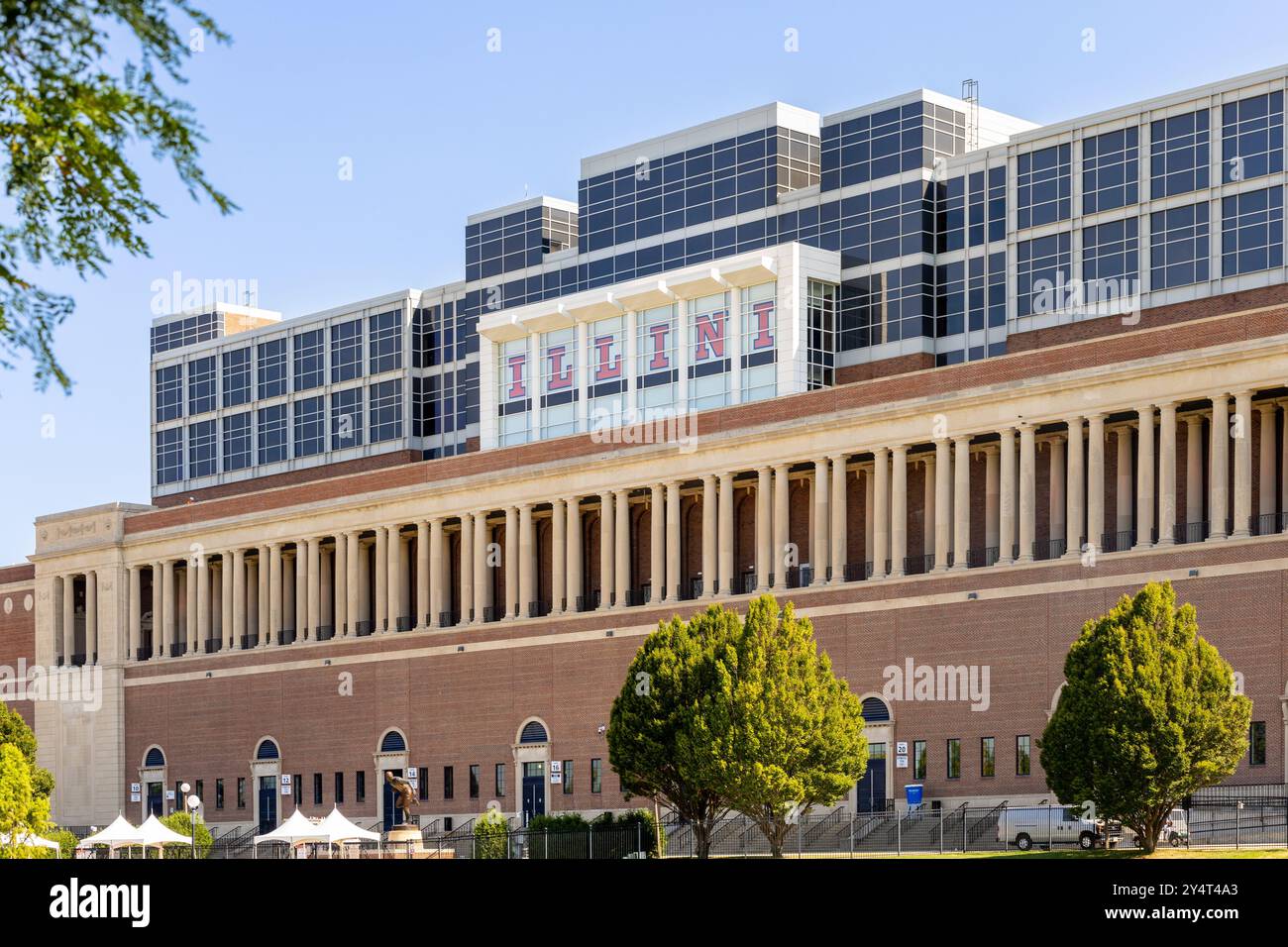 University of Illinois Memorial Stadium is home to the NCAA Fighting ...