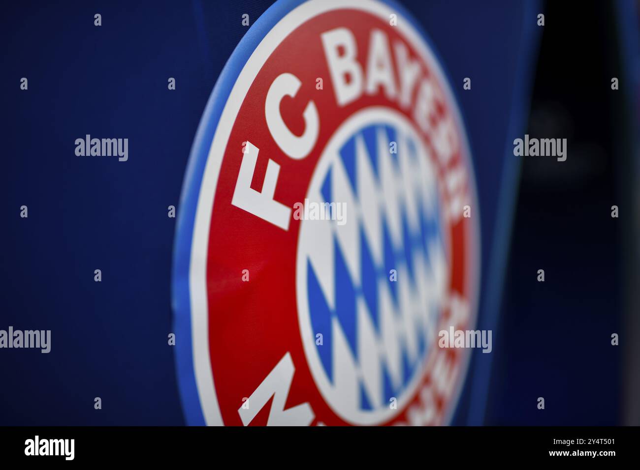 Fcb logos hi-res stock photography and images - Alamy