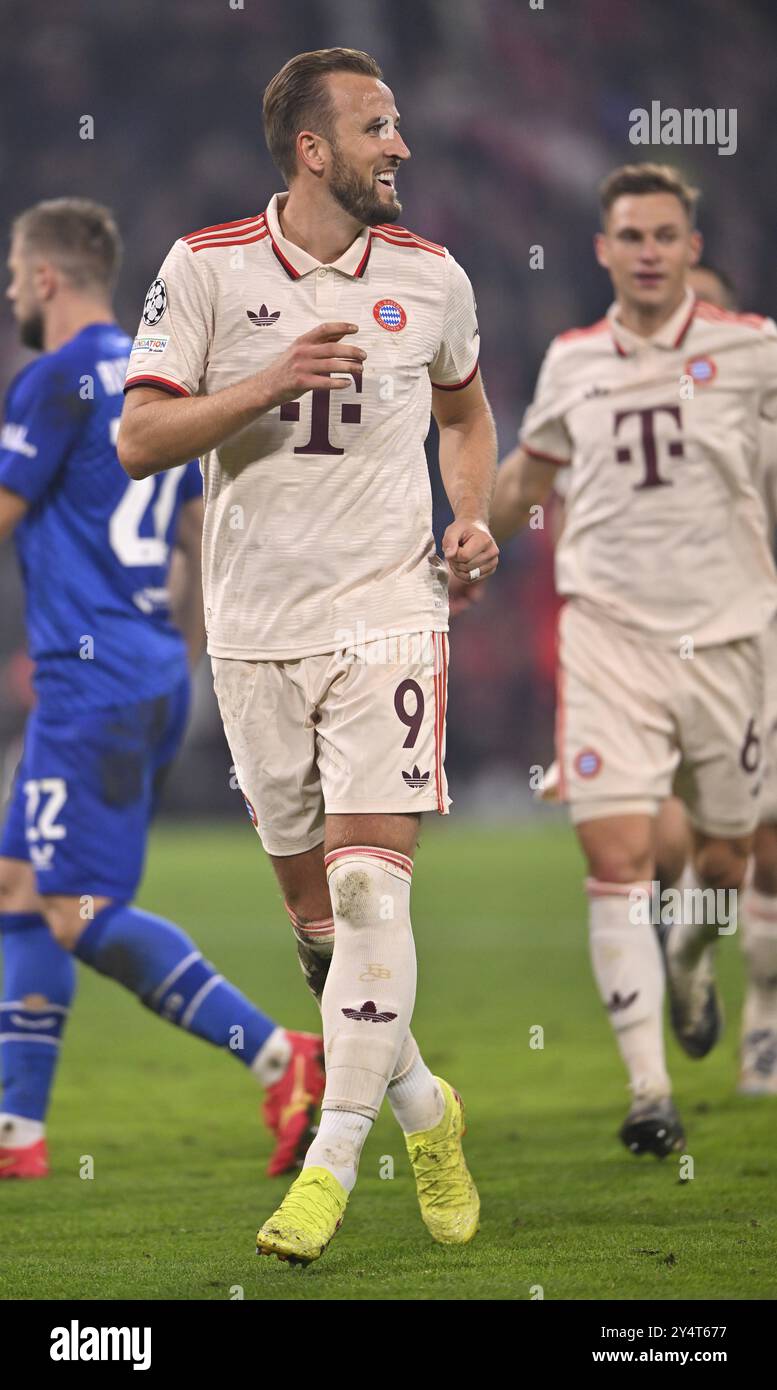 Goal celebration Harry Kane FC Bayern Muenchen FCB (09) Joshua Kimmich ...