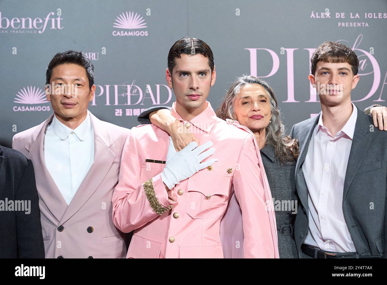 Angela molina and eduardo casanova hi-res stock photography and images ...