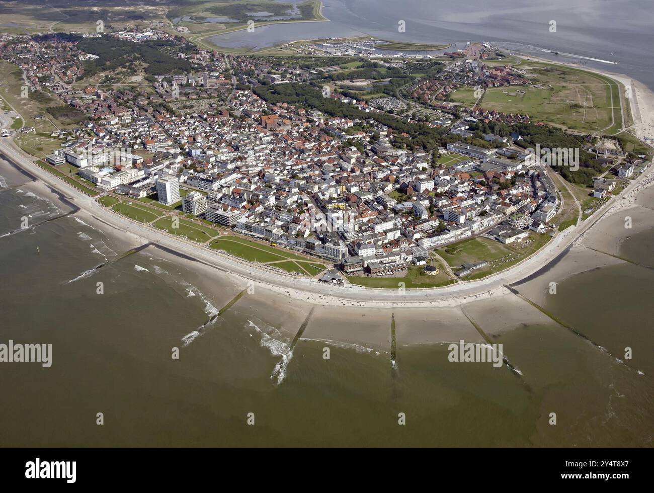 Norderney island with beach promenade Stock Photo - Alamy