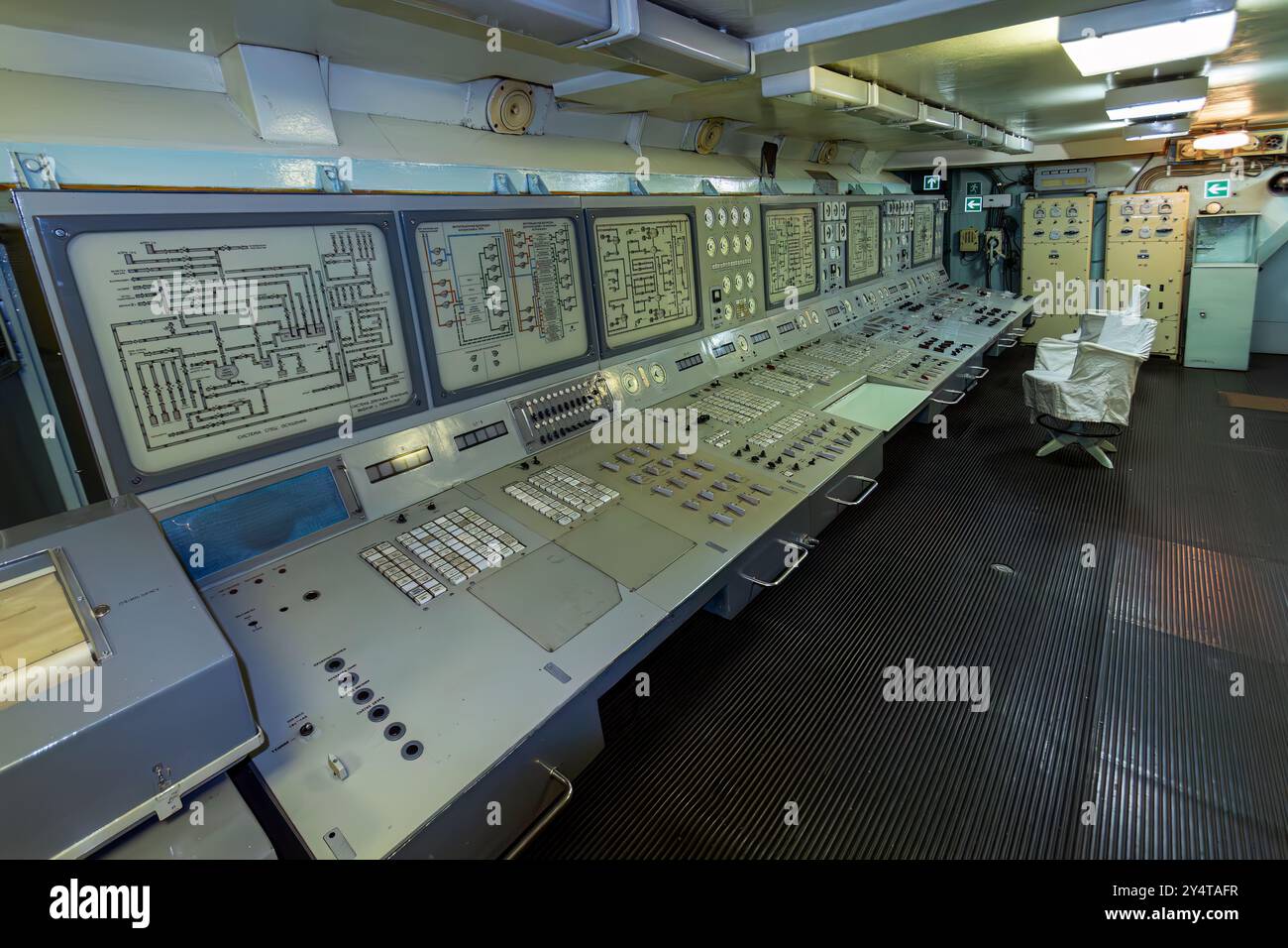 The world's first nuclear powered surface ship, the Soviet ice breaker ...