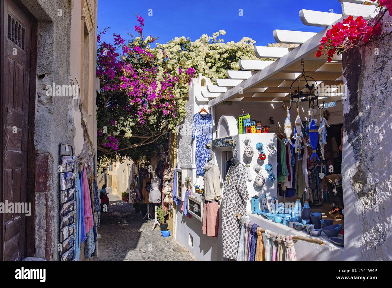 Souvenir shop in Oia, Santorini, Greece, Europe Stock Photo - Alamy