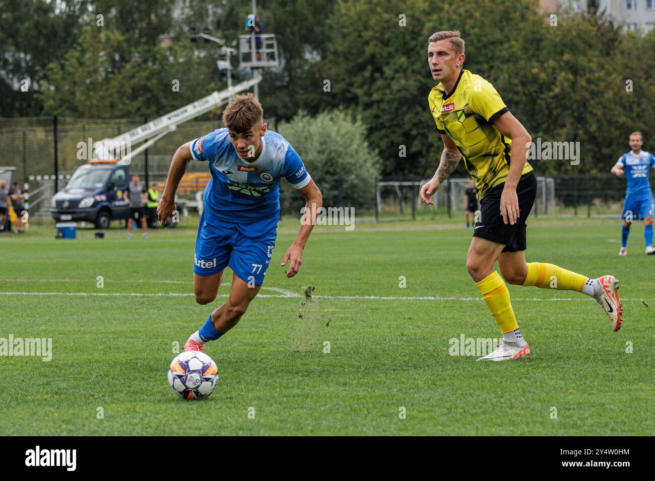 Sezon 2024 2025 hi-res stock photography and images - Alamy