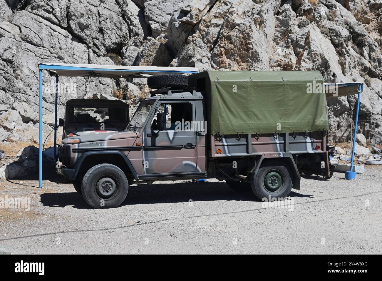 Griechische Inseln. Griechenland, Rhodos. Mercedes G-Model Militär ...