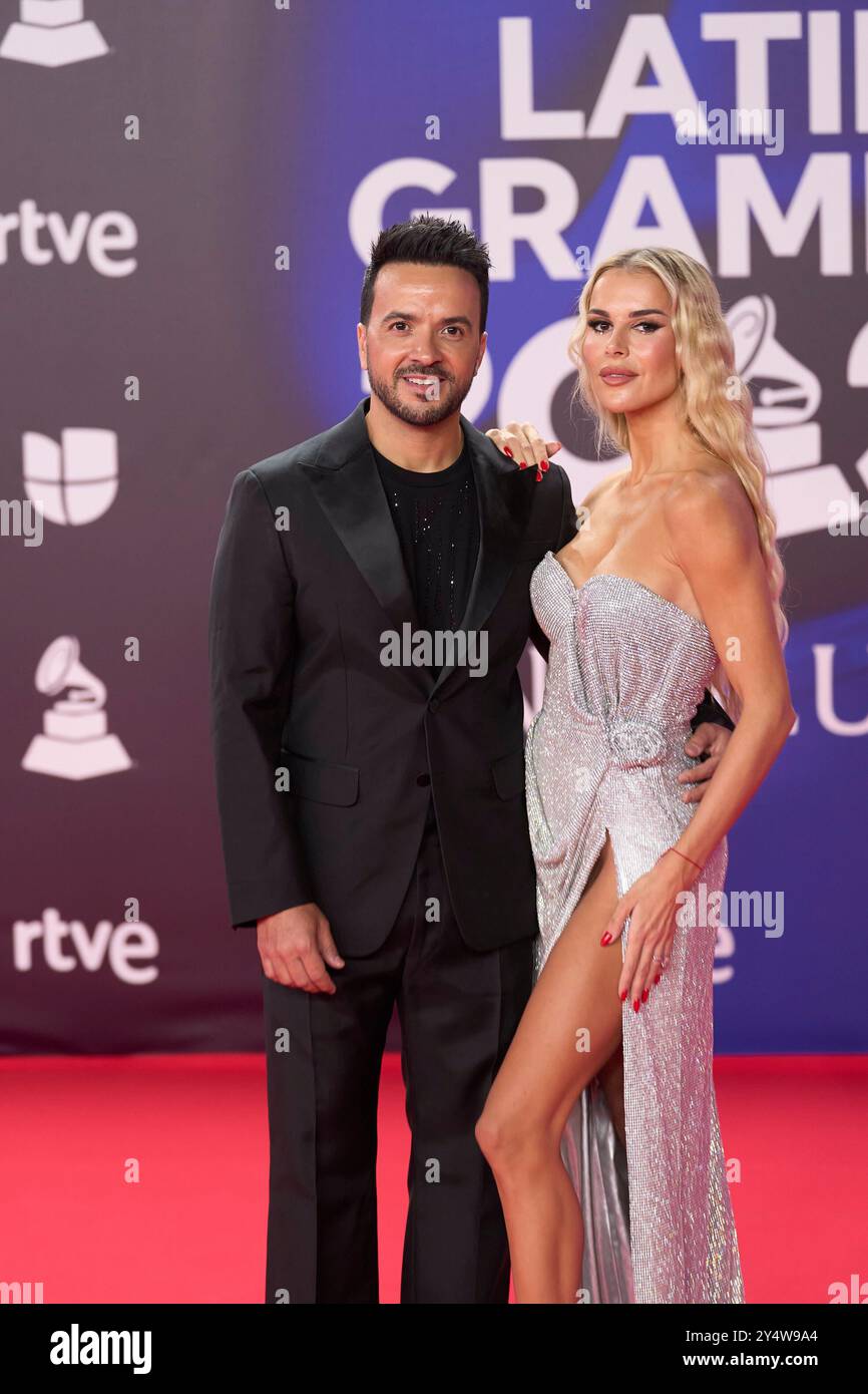 Luis Fonsi, Agueda Lopez attends the red carpet during the 24th Annual ...