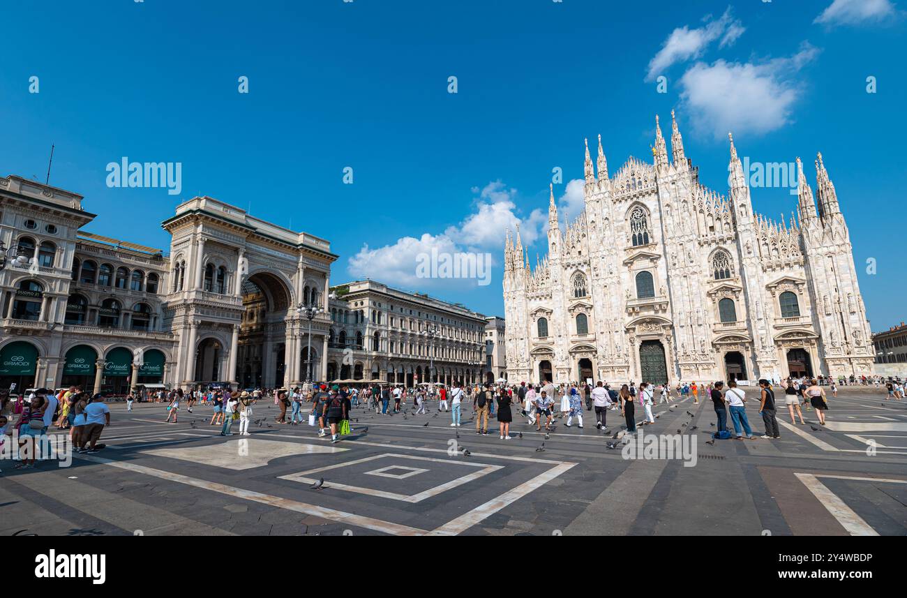 Milan cathedral and Vittorio Emmanuele II gallery on Duomo square in ...