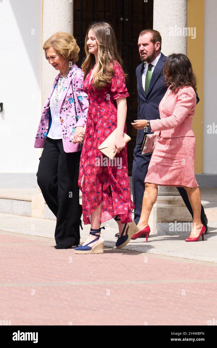 Crown Princess Leonor, The former Queen Sofia, Paloma Rocasolano, Jesus ...