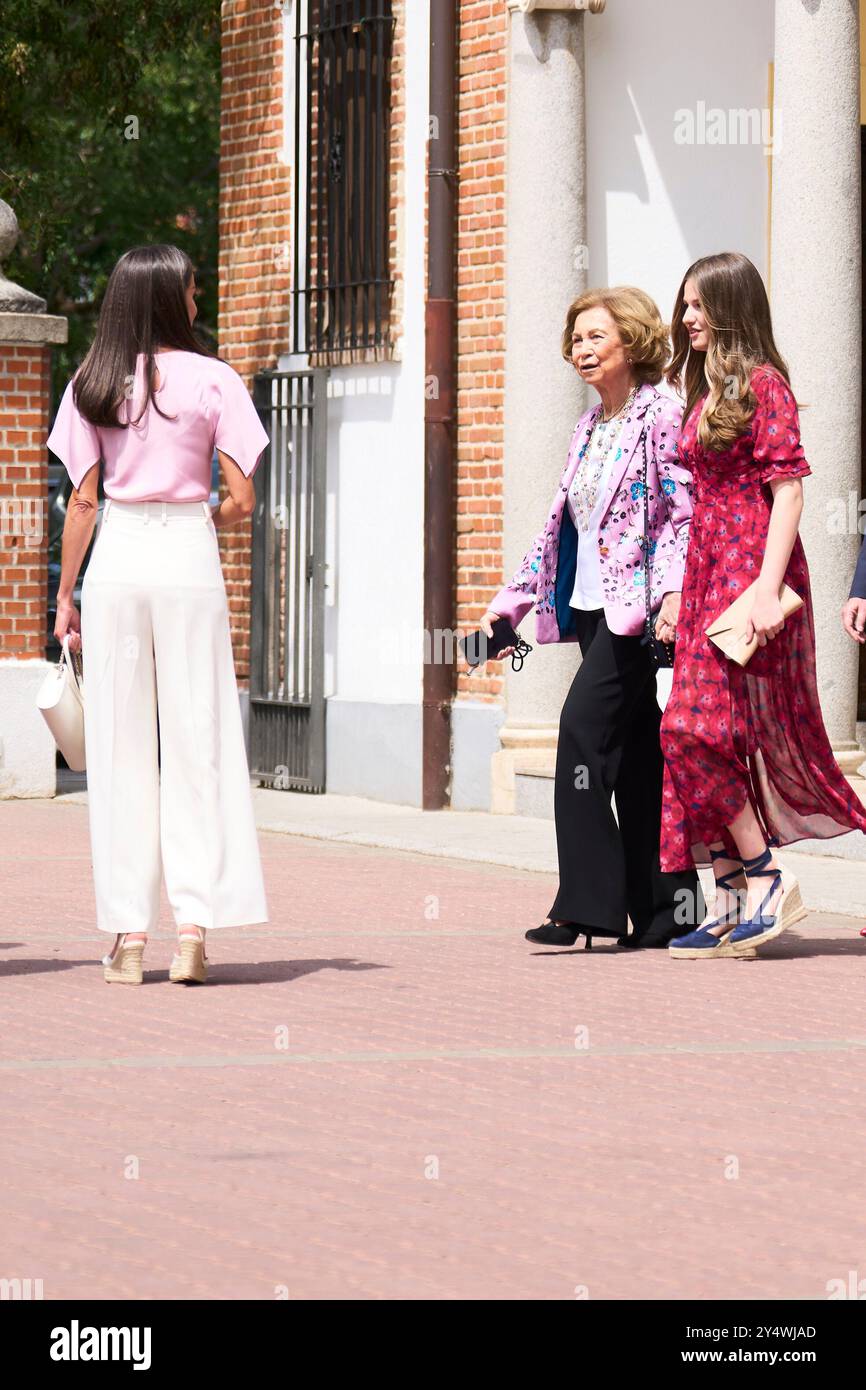 Crown Princess Leonor, The former Queen Sofia, Paloma Rocasolano, Jesus ...