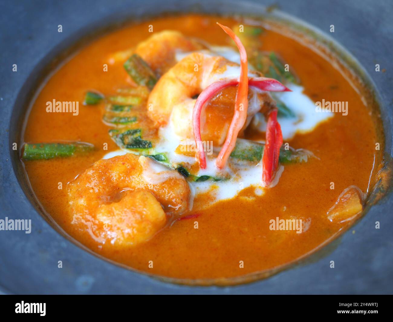 Thai prawn red curry Stock Photo - Alamy