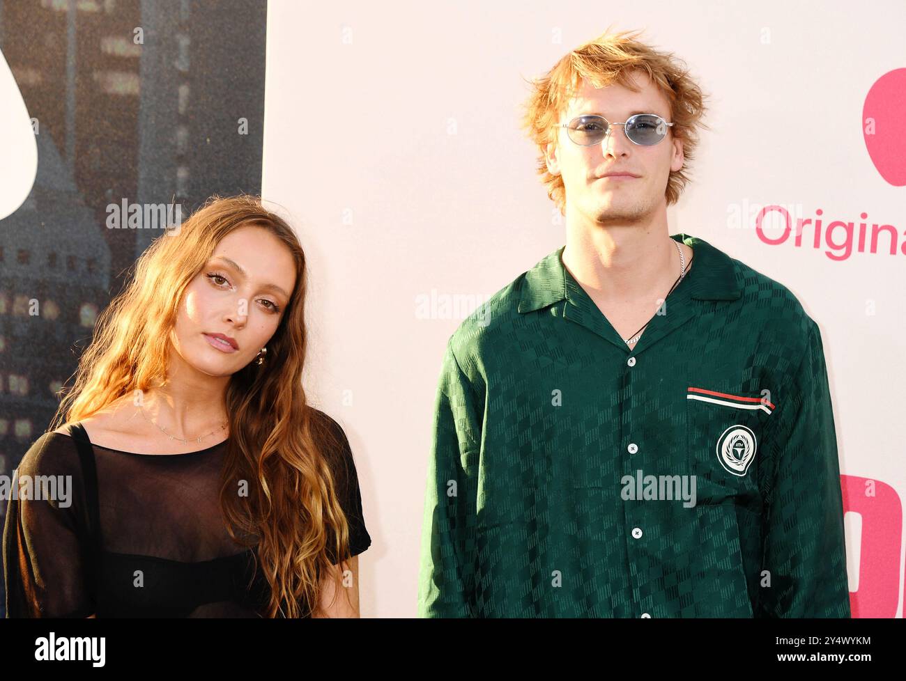 HOLLYWOOD, CALIFORNIA - SEPTEMBER 18: (L-R) Sara Thompson and George ...