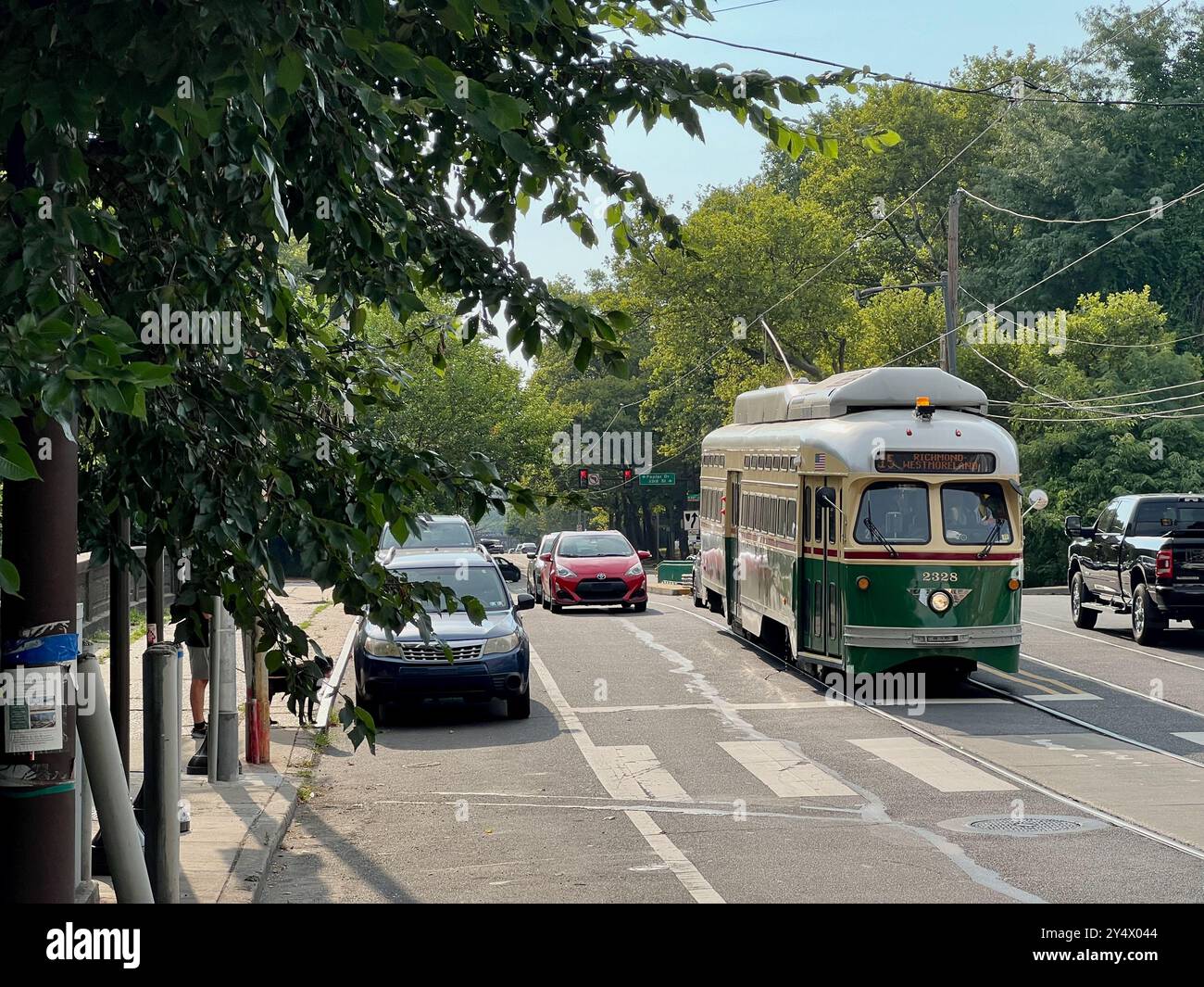 A Route 15 PCC trolley heads eastbound on Girard Avenue in Philadelphia ...