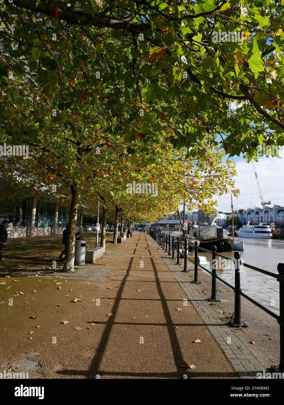 A sunny walk along bristol harbourside in the autumn Stock Photo - Alamy