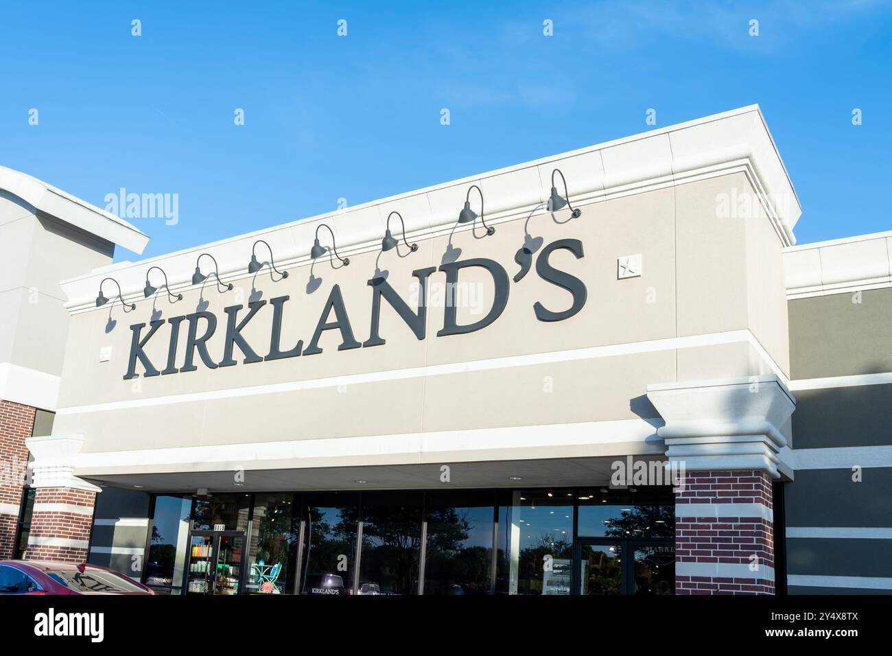 Kirklands store hi-res stock photography and images - Alamy
