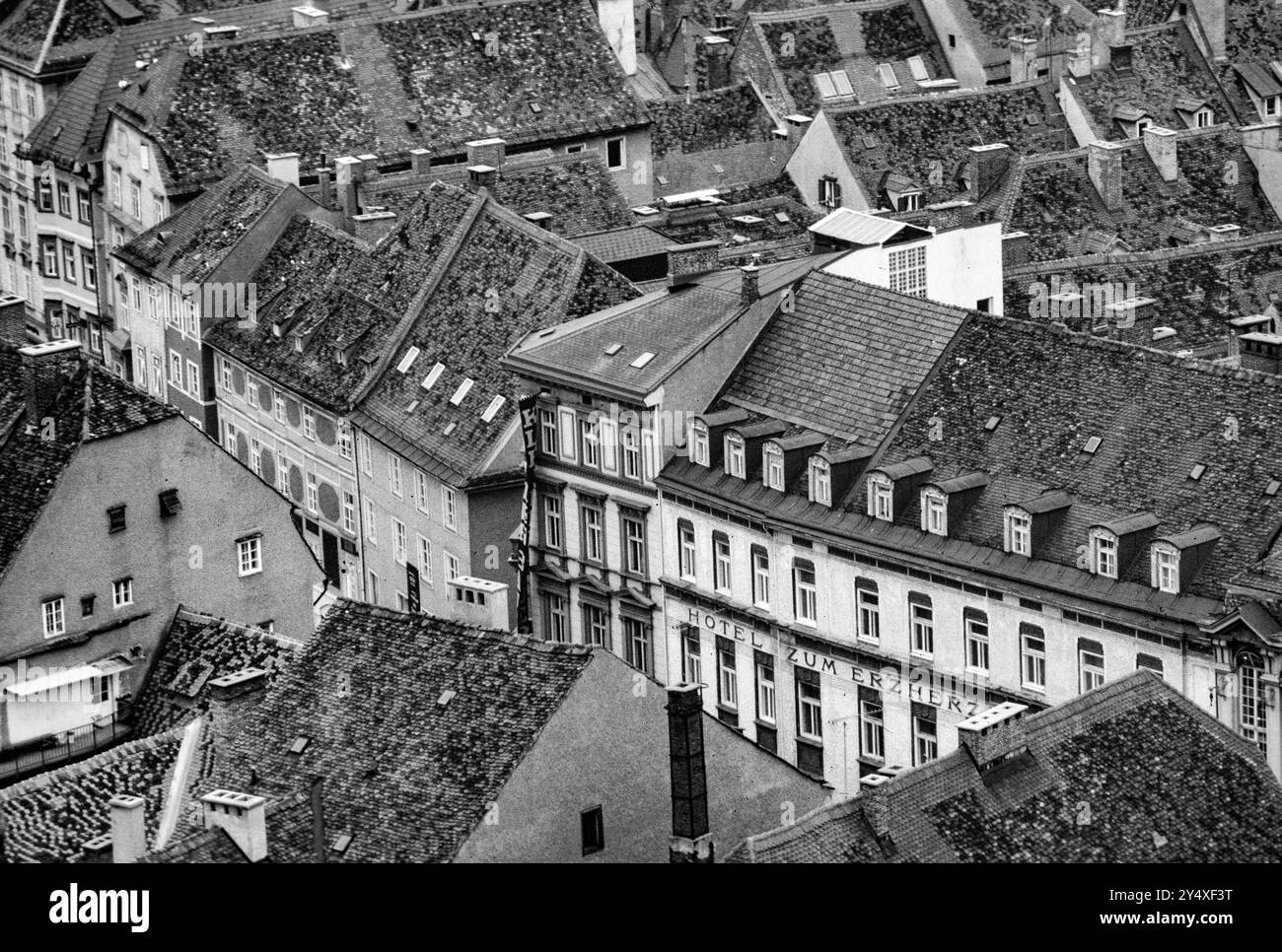 December 5 2021 Black and White Stock Photos & Images - Alamy