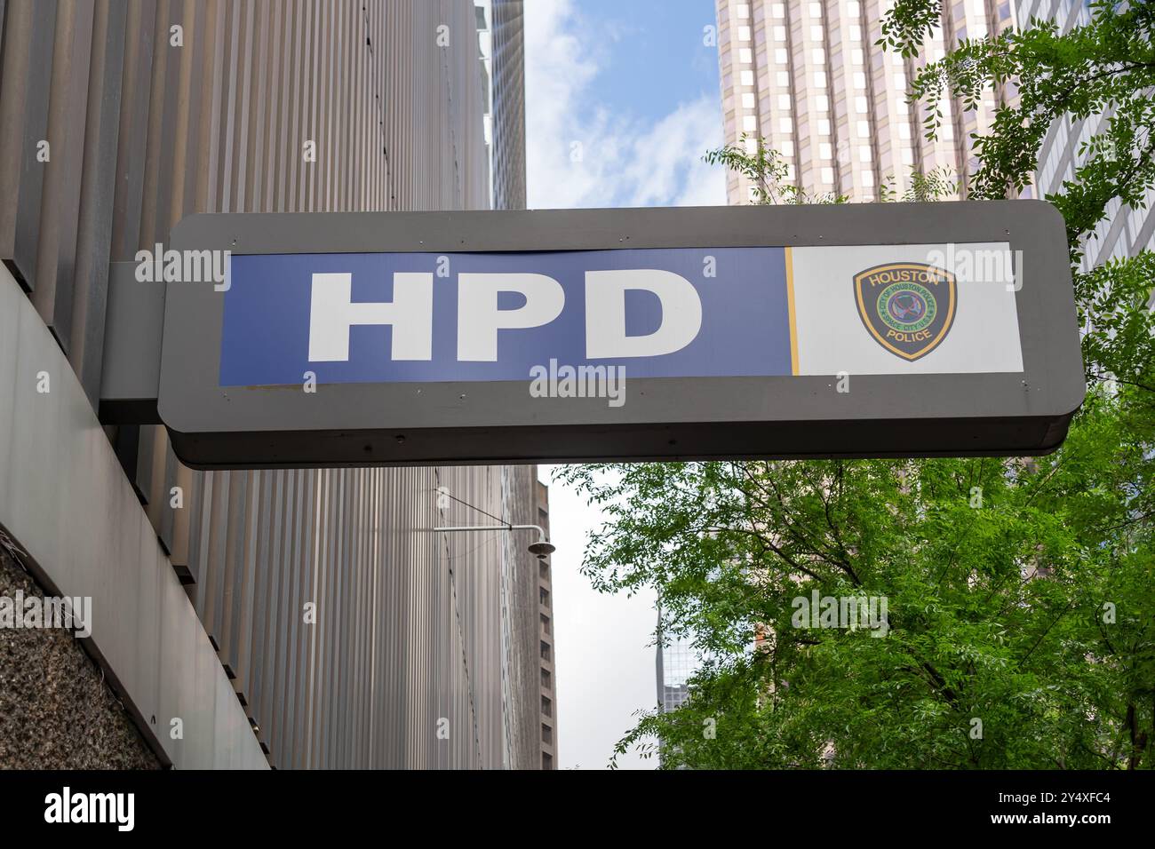 HPD (Houston Police Department) sign on the building at its ...