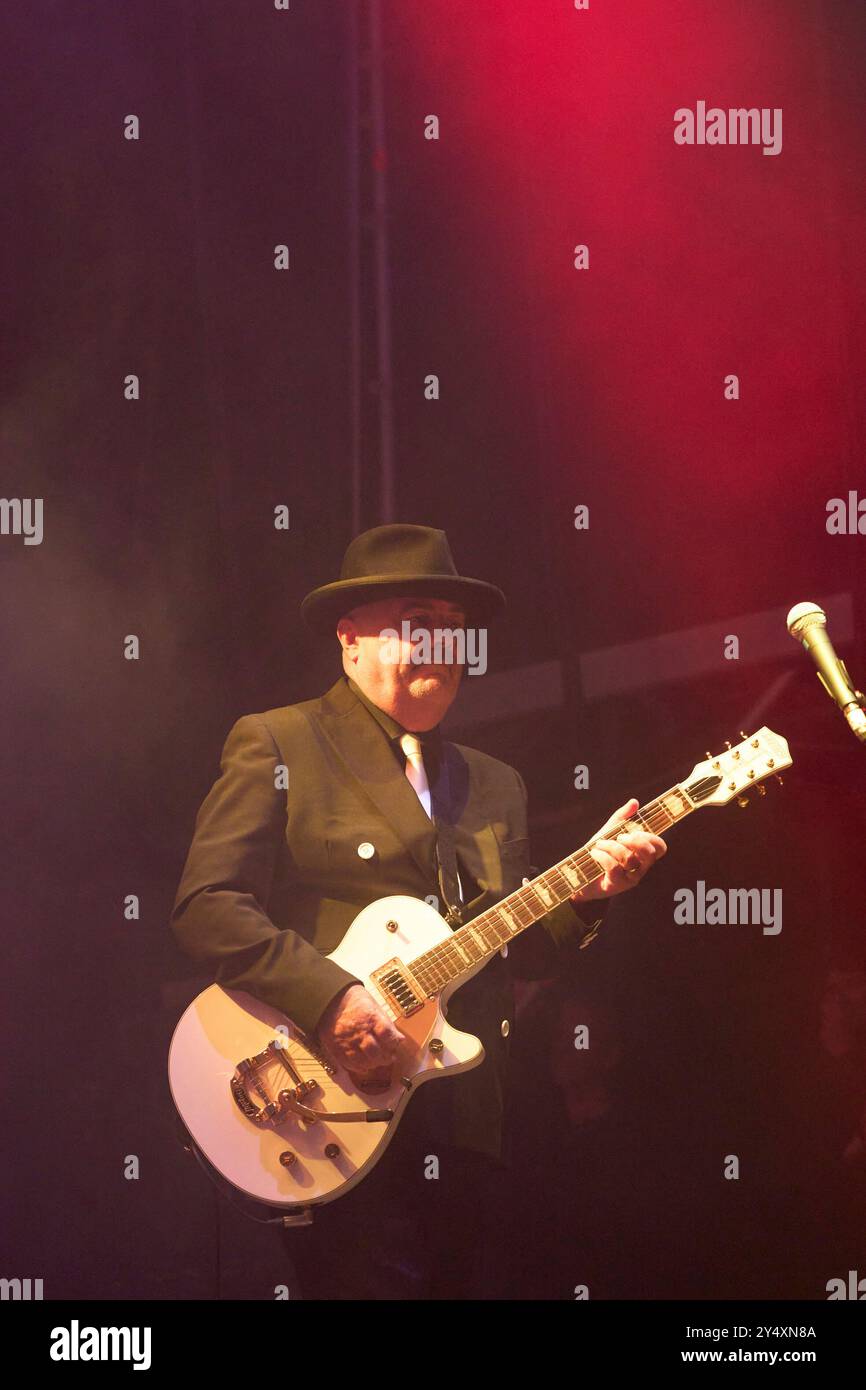 Suggs, Chas Smash, Lee Thompson, Mike Barson from Madness performs on ...