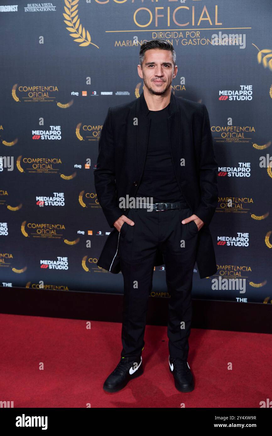 Carlos Librado attends 'Official Competition (Competencia Oficial ...