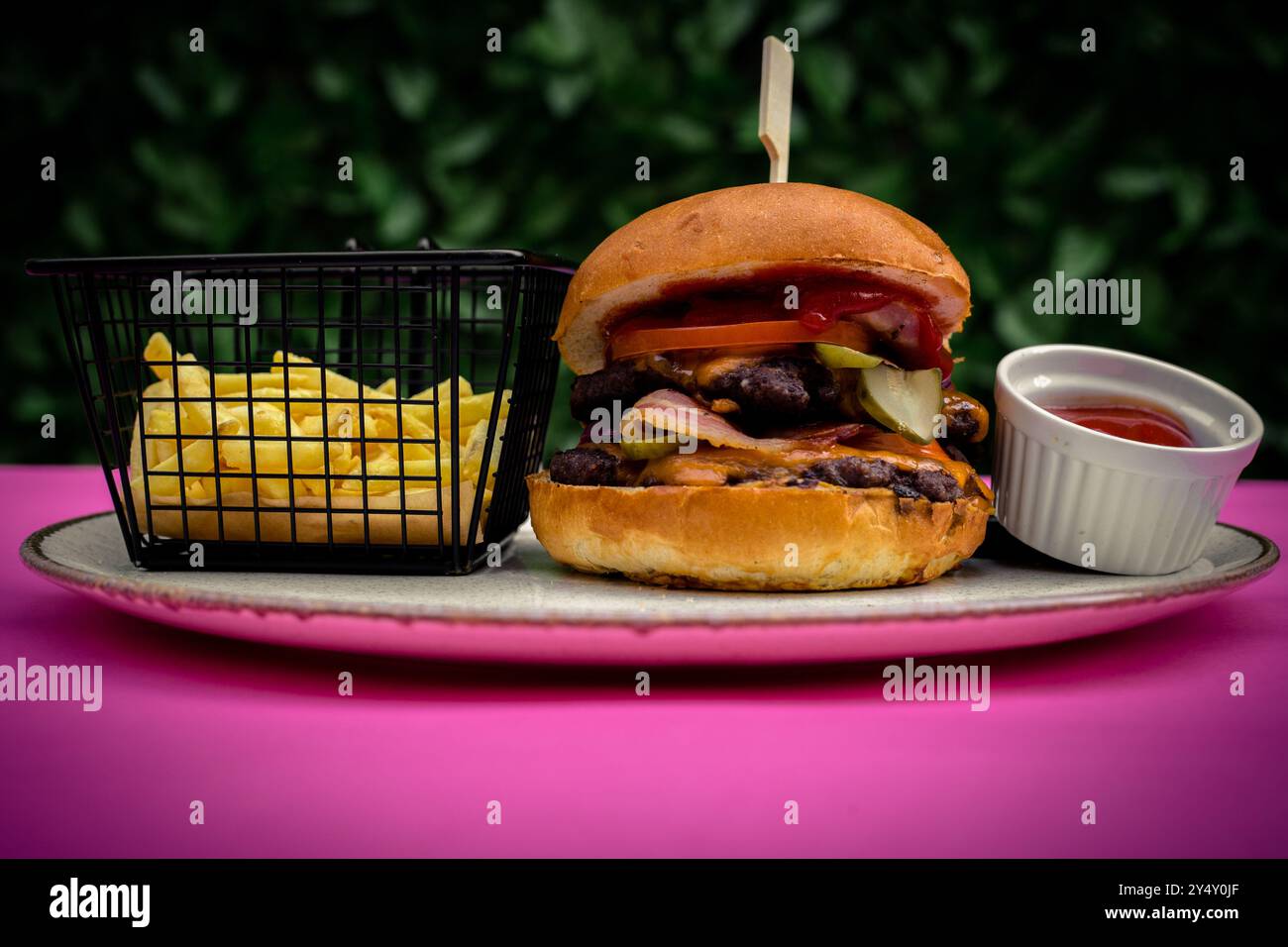 Food Photography, burger, smashed burger, food, restaurant, Pasta Stock ...