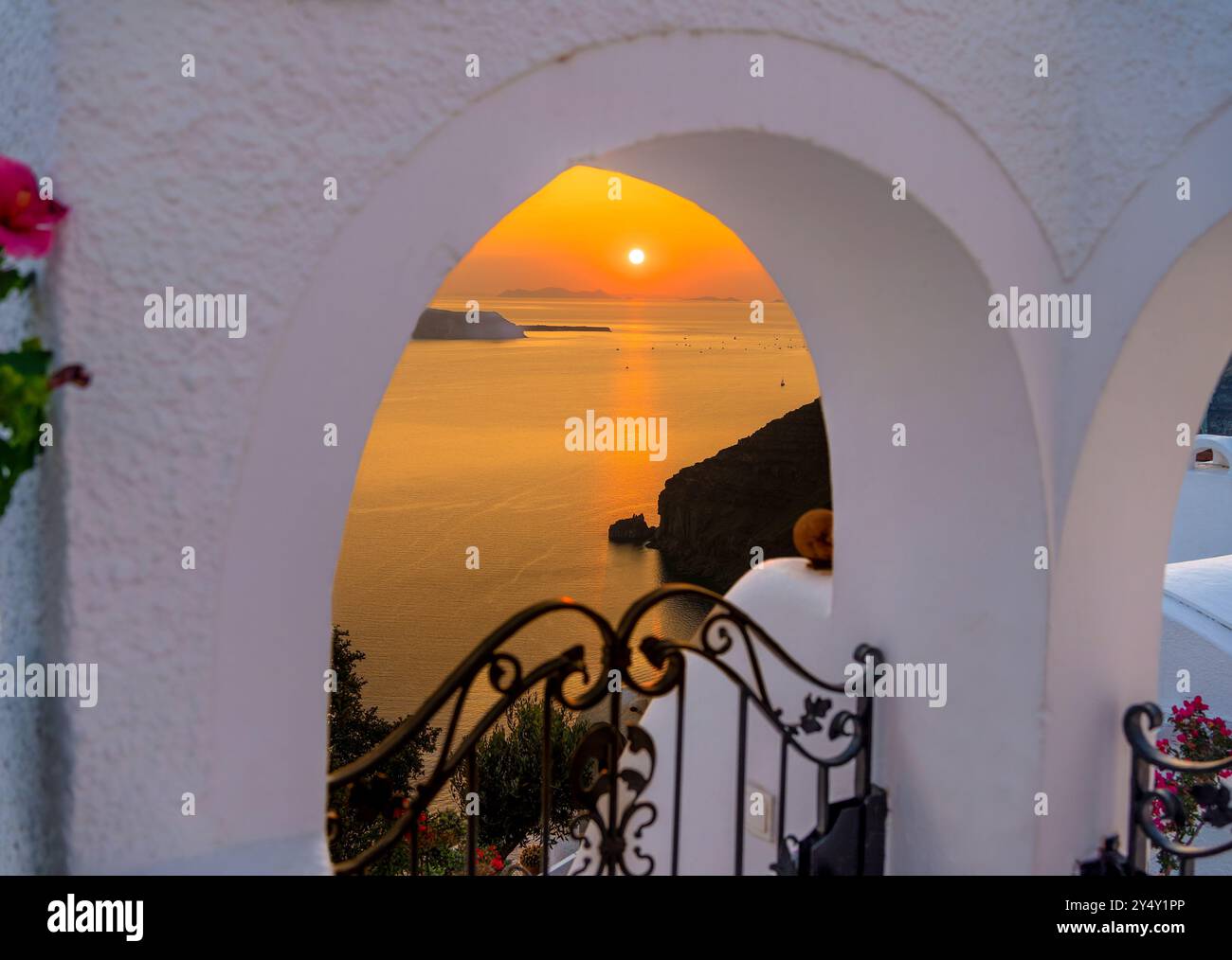 Blue view sunset terrace hi-res stock photography and images - Alamy