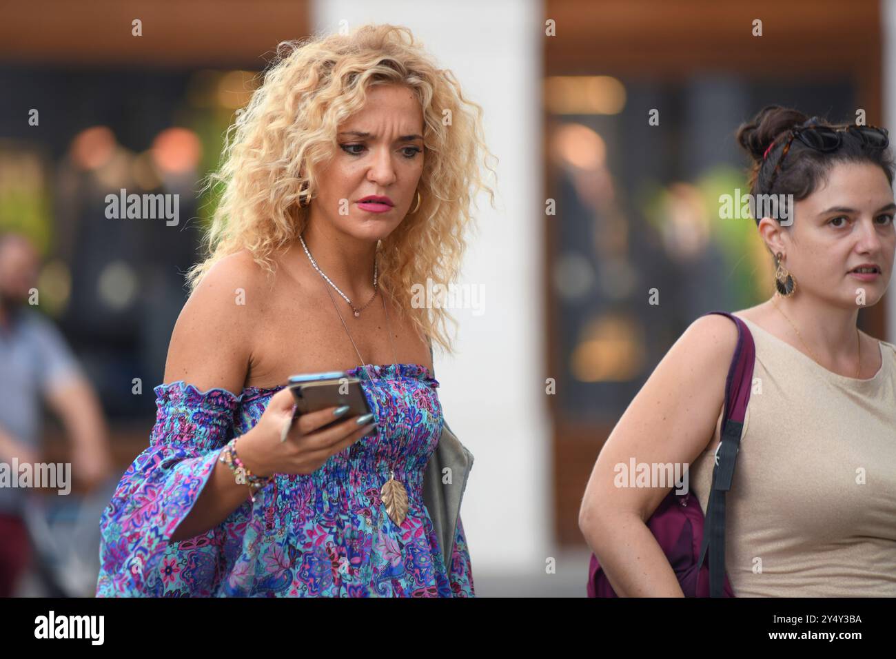 Italians women hi-res stock photography and images - Alamy