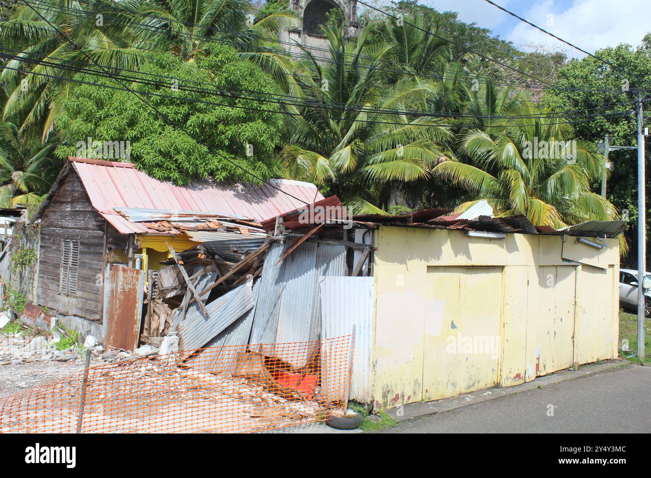 Ghetto palms hi-res stock photography and images - Alamy