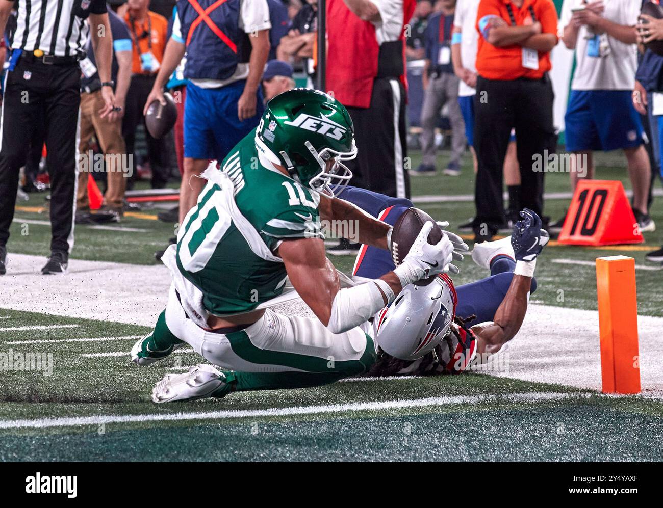 Allen lazard new york jets hi-res stock photography and images - Alamy