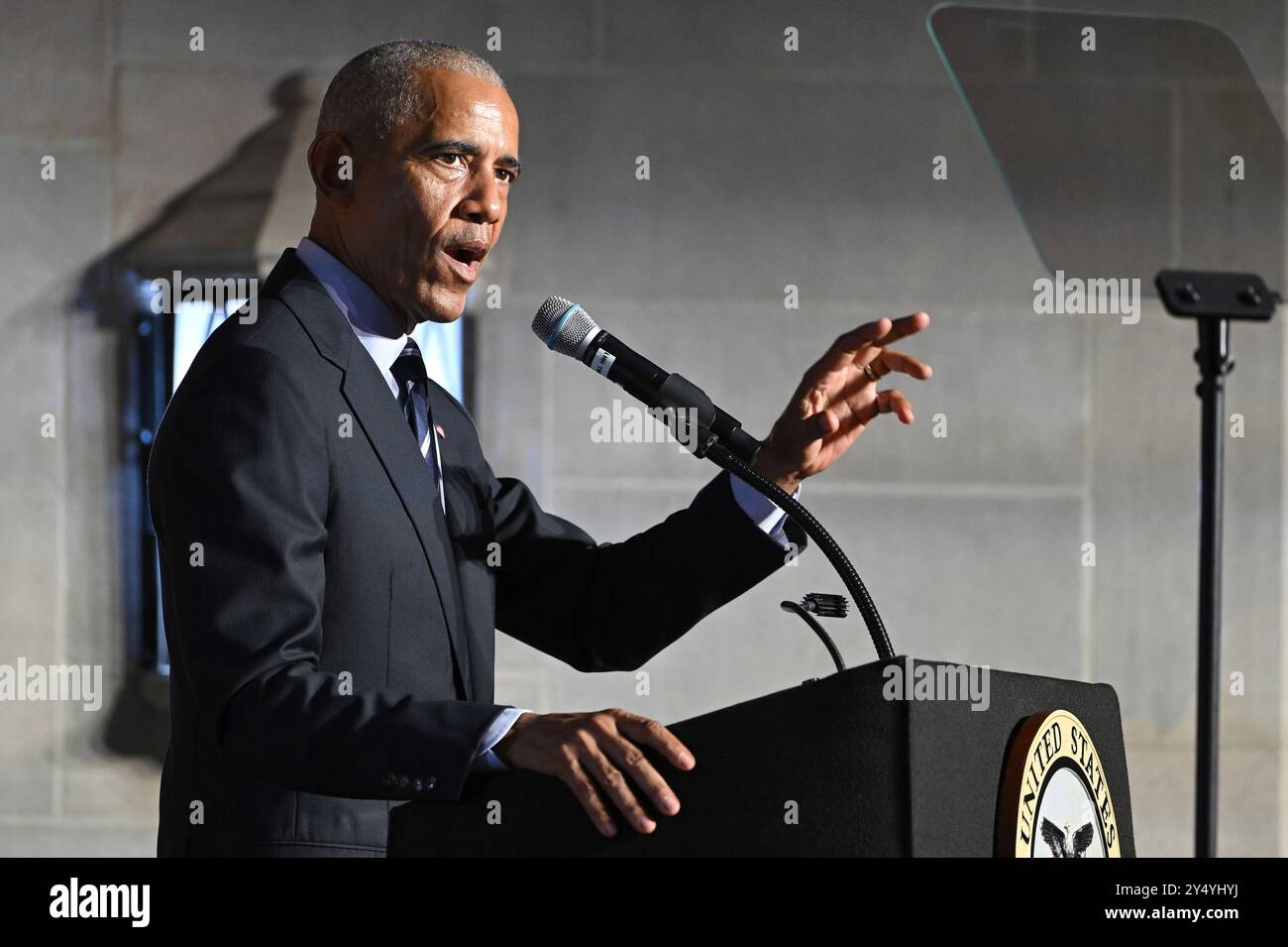 New York, USA. 19th Sep, 2024. Former U.S. President Barack Obama ...