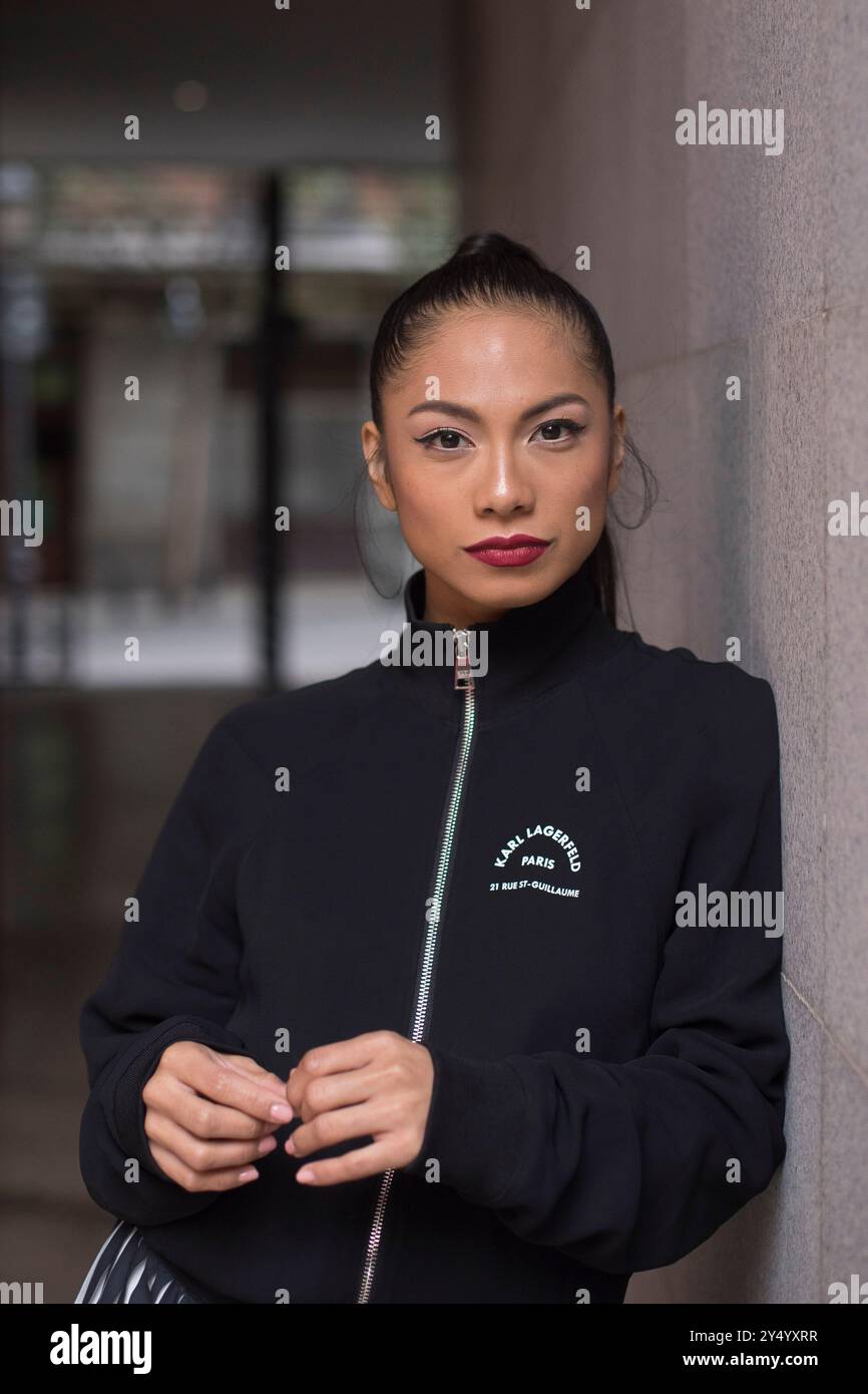 El hoyo 2019 hi-res stock photography and images - Alamy