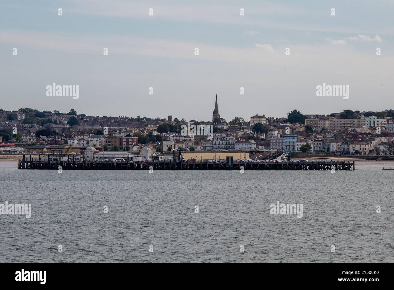 Ryde pierhead hi-res stock photography and images - Alamy