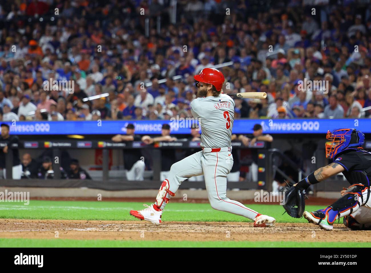 Bryce harper phillies outfield hi-res stock photography and images - Alamy