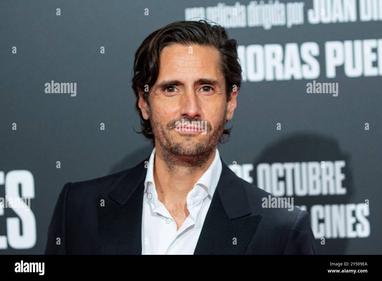 Juan Diego Botto attends to 'En Los Margenes' photocall on October 4 ...
