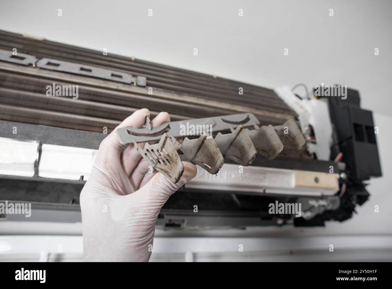 Cleaning air conditioner indoor unit. Maintaining the air conditioner ...