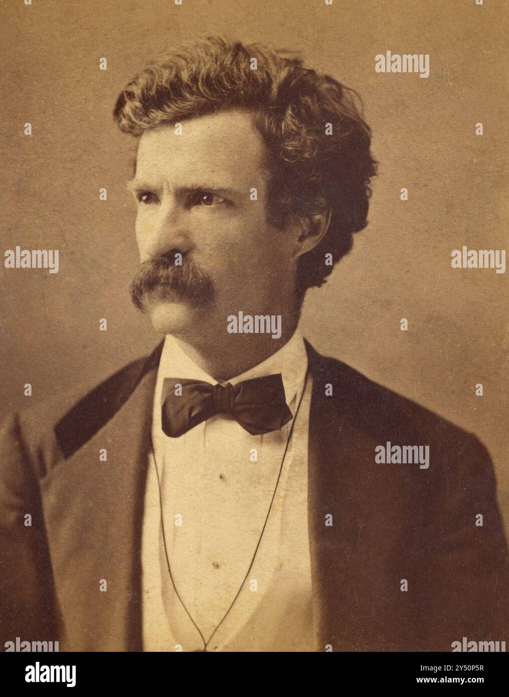 Mark Twain portrait, Carte de visite. Photo by Jeremiah Gurney&Son ...