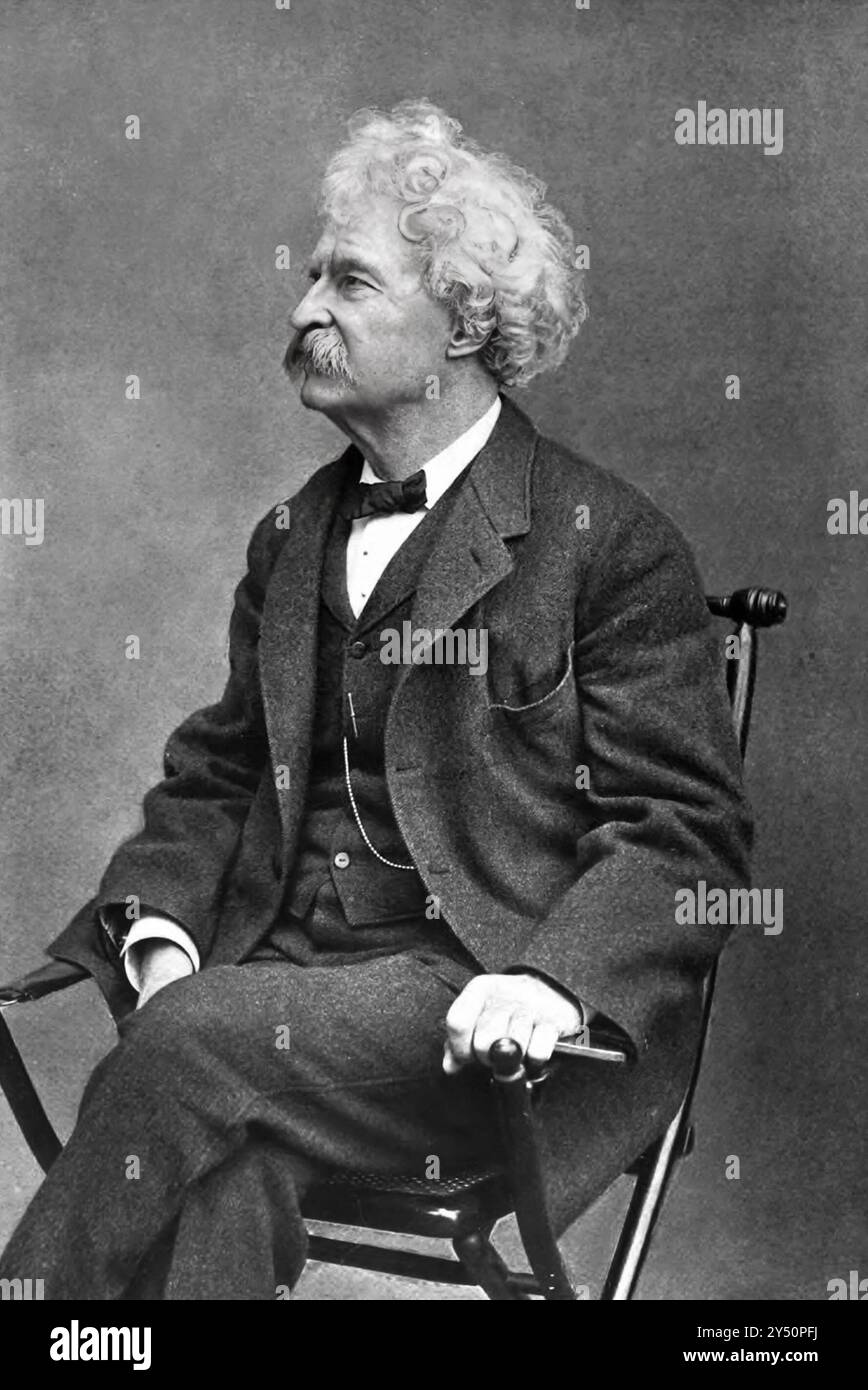 Portrait photograph of Mark Twain 1904 - unknown photographer Stock ...