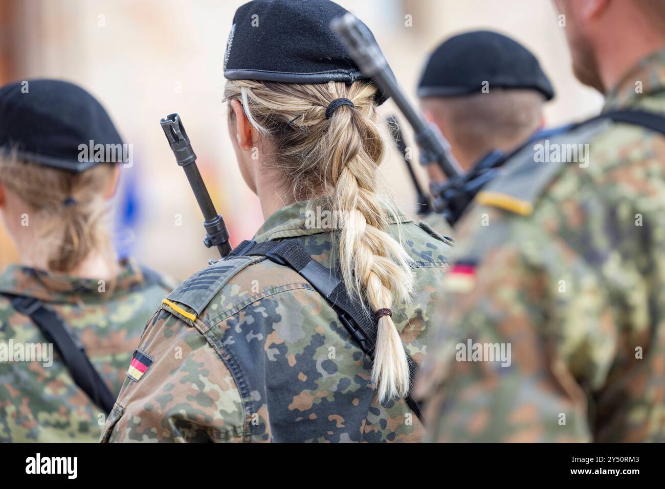 Female bundeswehr german armed soldier hi-res stock photography and ...