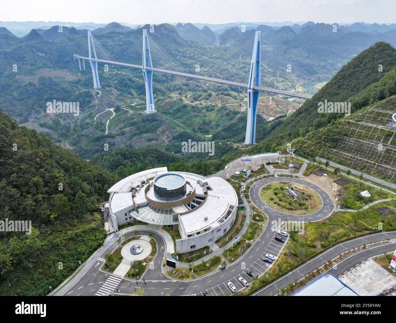 (240920) -- GUIYANG, Sept. 20, 2024 (Xinhua) -- An aerial drone photo ...