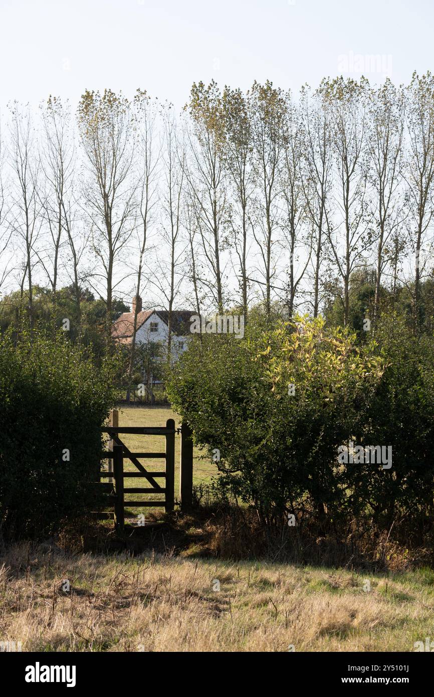 Gateway in Warwickshire countryside, England, UK Stock Photo - Alamy