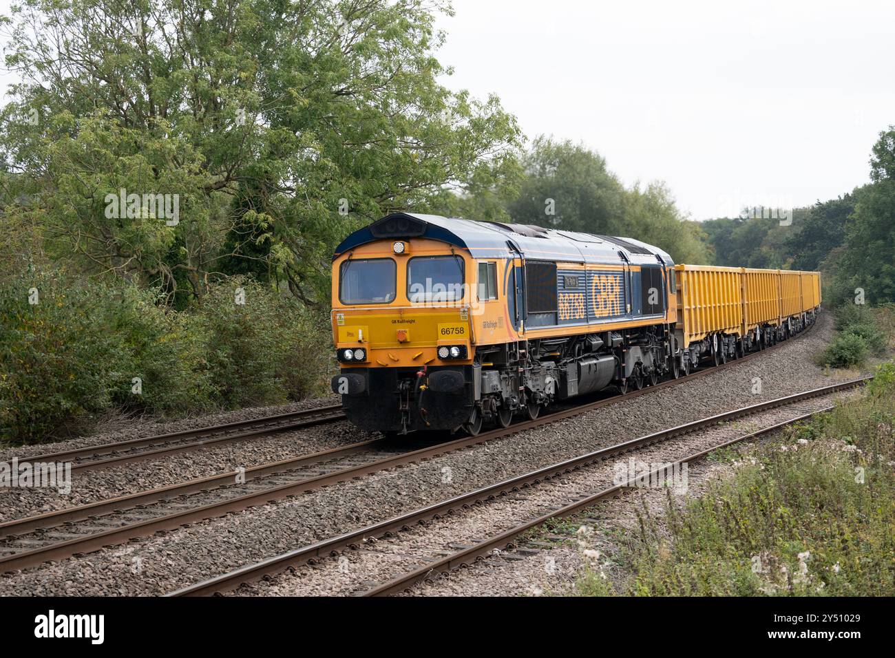 GBRf class 60 diesel locomotive No. 66758 "The Pavior" pulling a ...